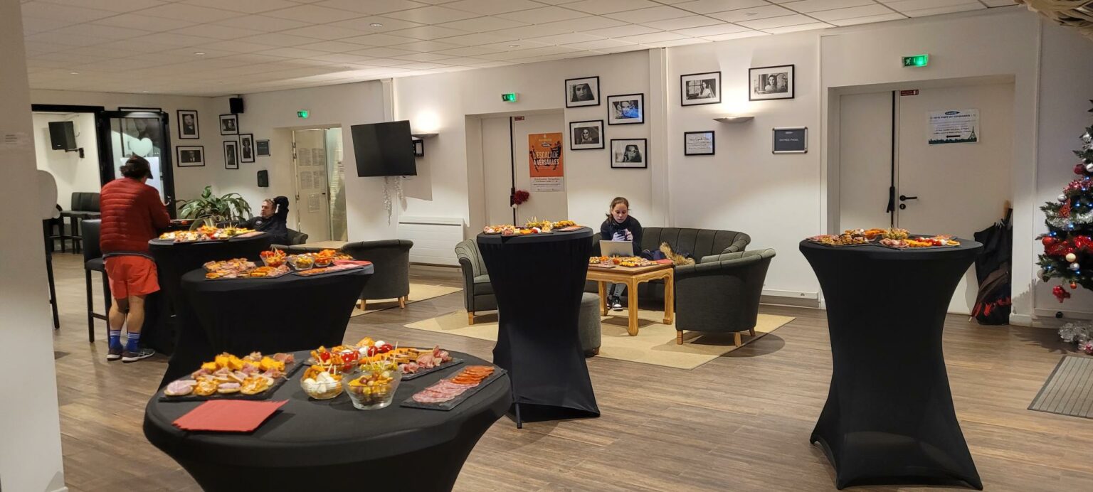 Padel : Le Team Building dynamique ! | BCM Sports